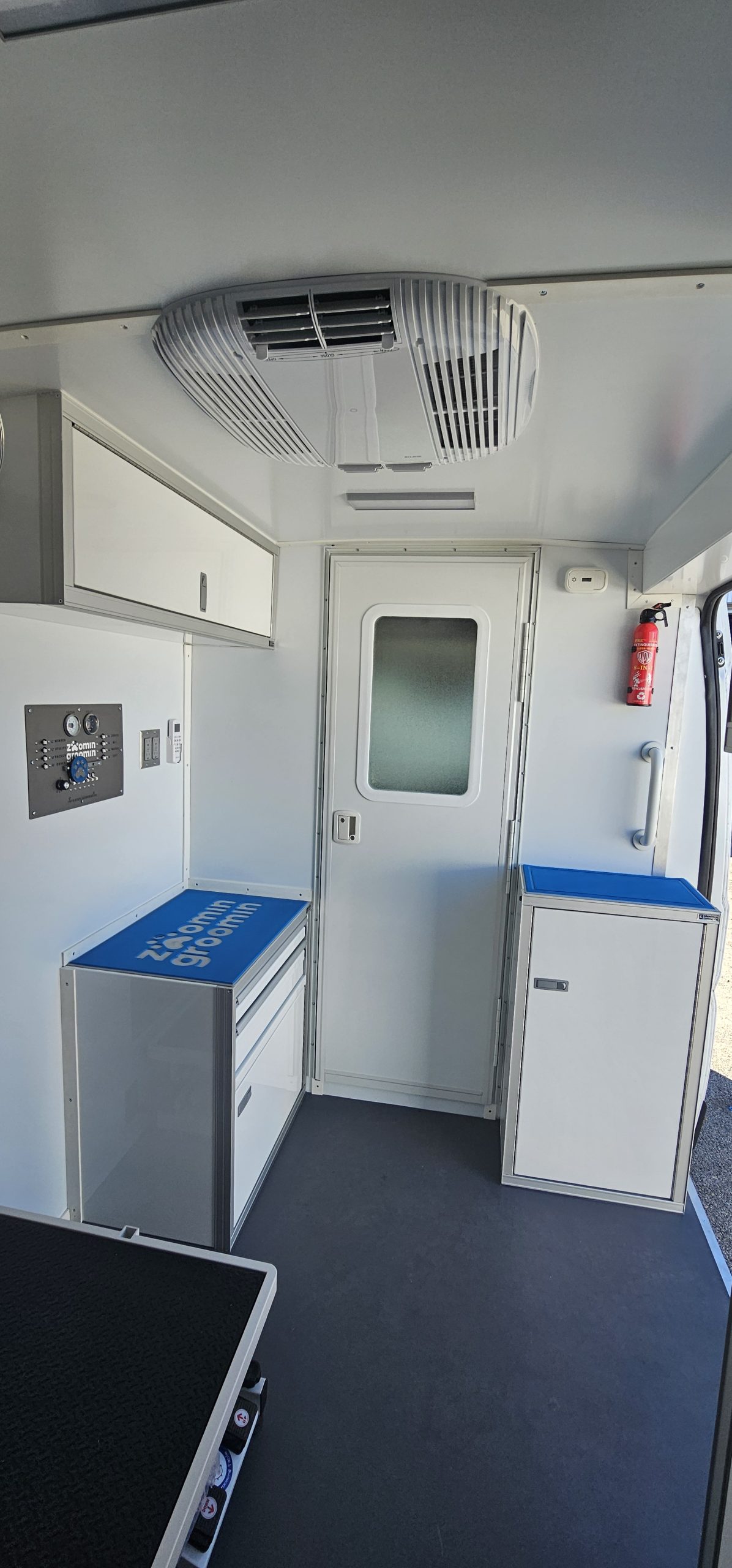 Mobile Pet Grooming Vans - Curbside Upfitters